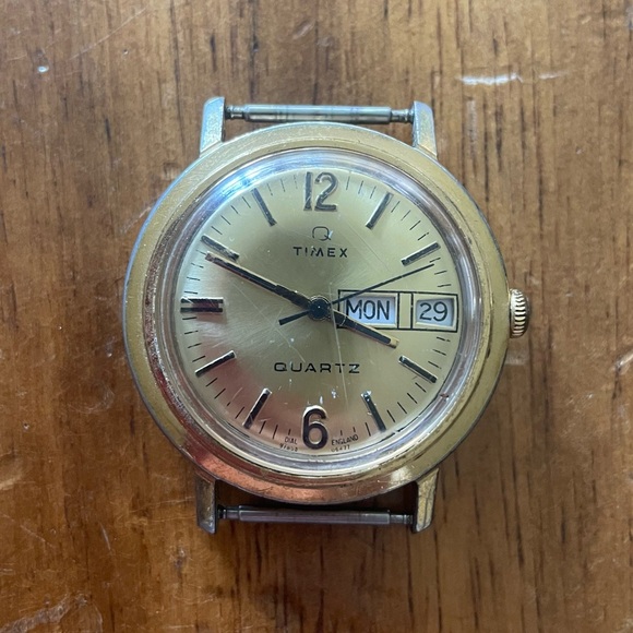 Timex | Accessories | Vintage 7s Timex Quartz Goldtone Dial Face Watch ...